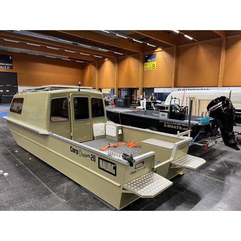 Nautig Carp Dream 18/20 mit Grundausstattung und Kabine - Z-Boats